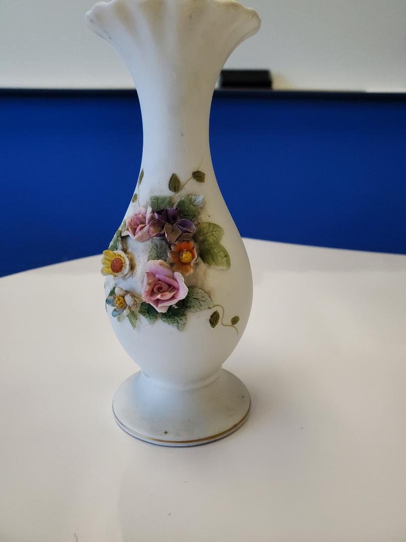 Lefton China Hand-painted White Bud Vase With Flowers Vintage - Etsy
