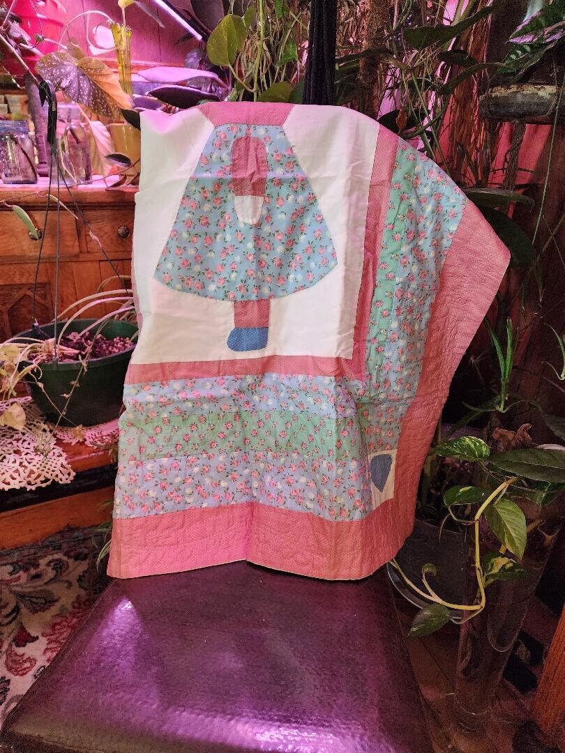 Vintage Sunbonnet Sue Handmade Pink & Blue Applique Quilted Wall-hanging, Quilted Wall Hanging ...
