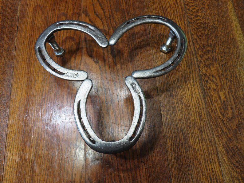 WELDED TRIVET, HORSESHOE, Dutch Oven,blacksmith Made - Etsy