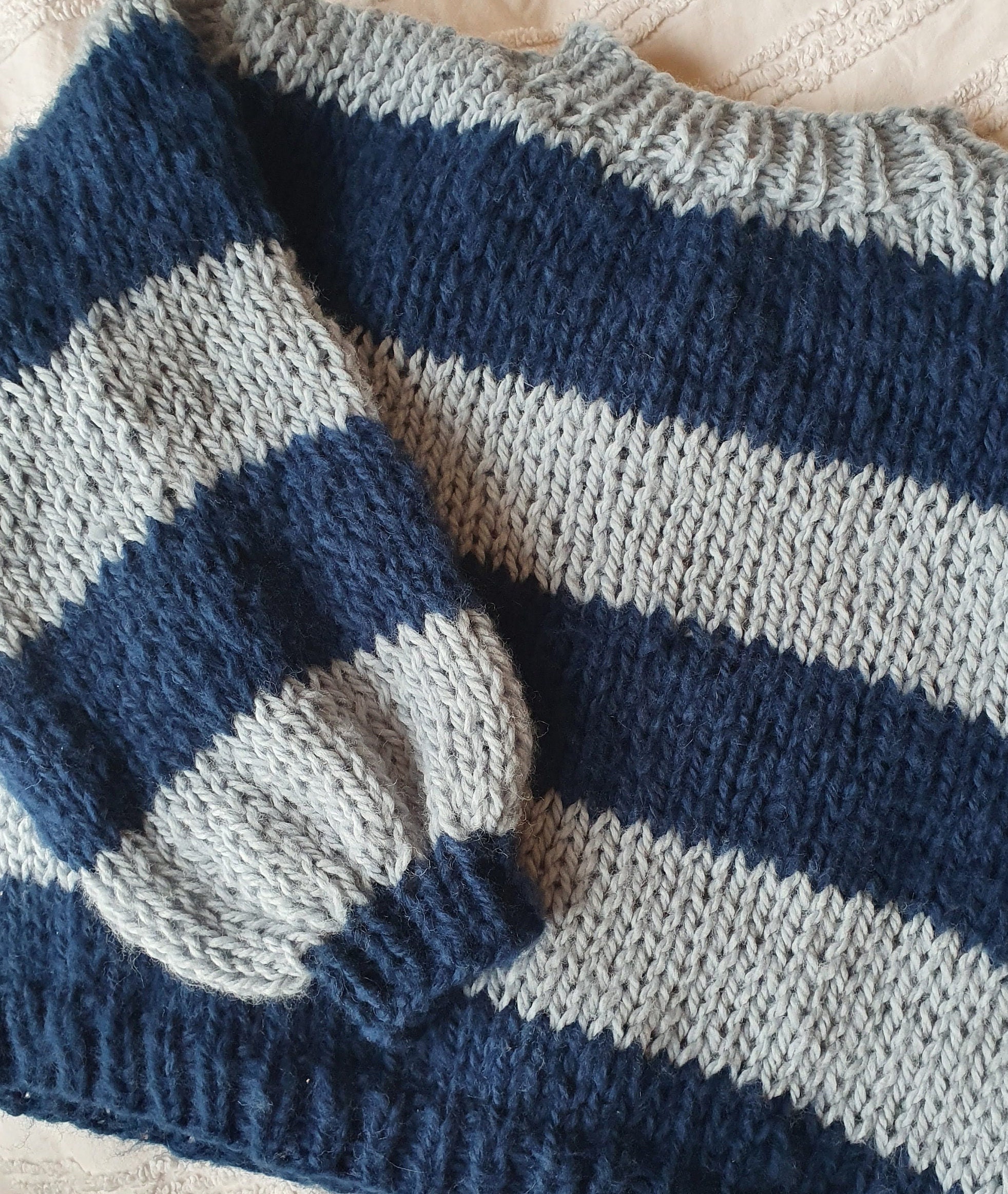 Stripey Seamless Sweater - Beginner Friendly Striped Jumper Chunky ...