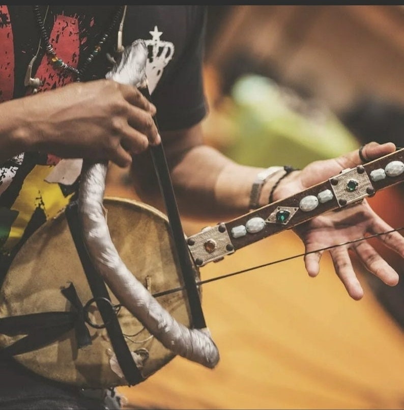 Instrument De Musique Marocain Traditionnel Ribab Musique Amazighe ...