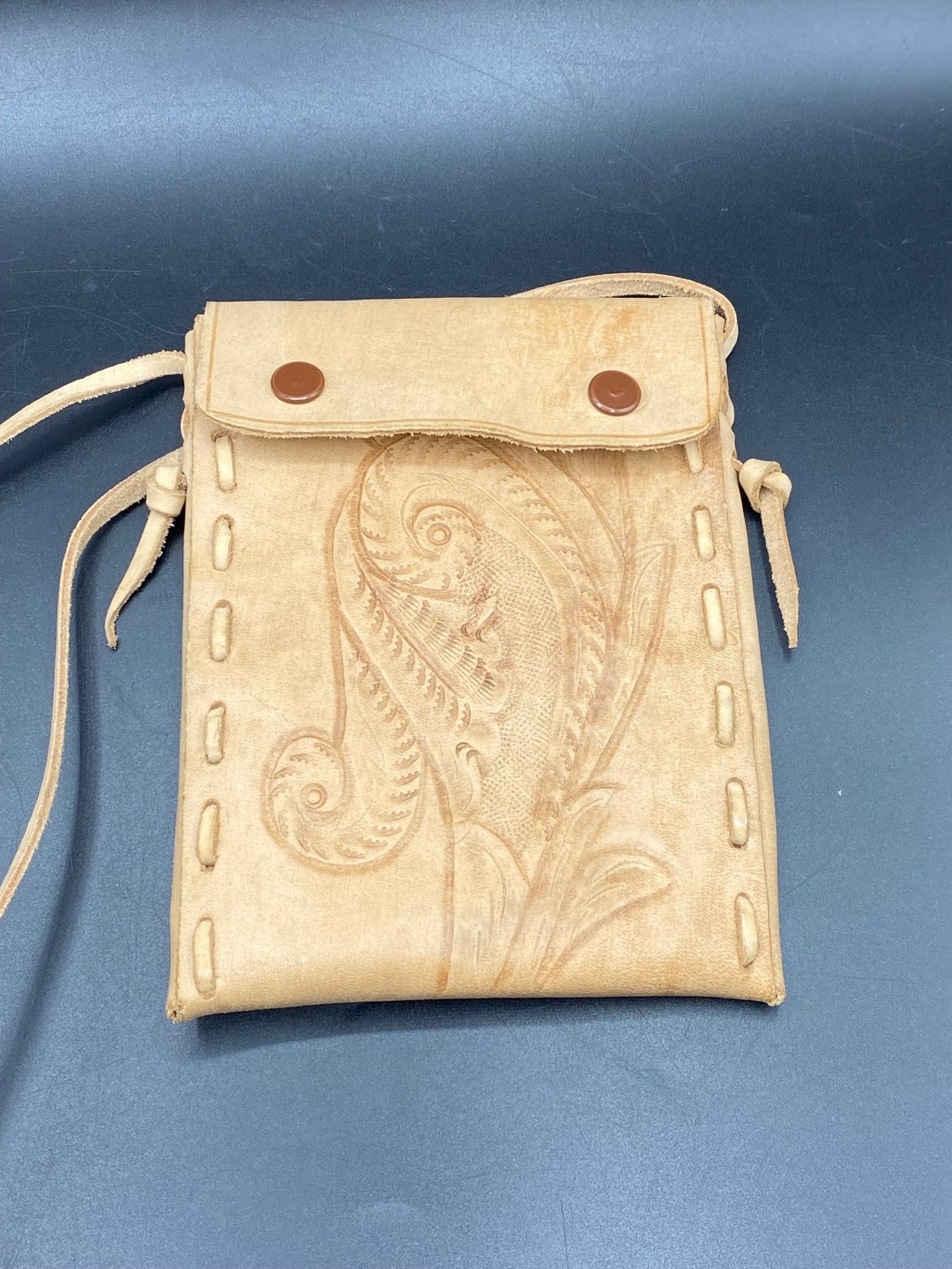 Vintage Hand Tooled Light Brown Leather Travel Pouch Purse With Floral ...
