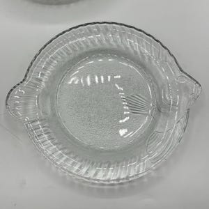 Mikasa Flounder Fish Clear Glass Plates - Coastal Set of 8 (8.5") - Etsy