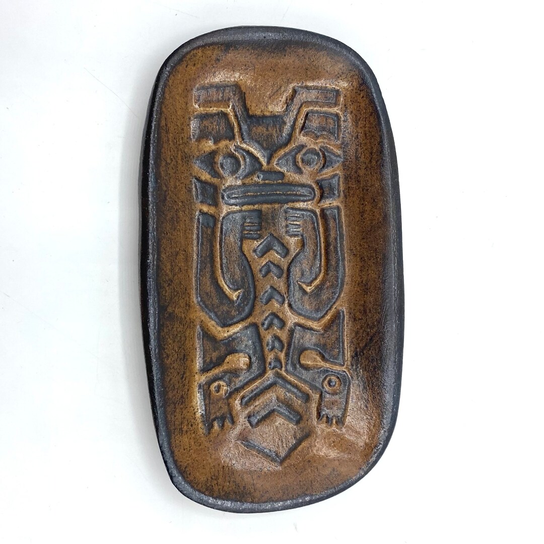 Gene Barker Pottery Dish Tlingit Bear Design Vintage BC Canadian Studio ...
