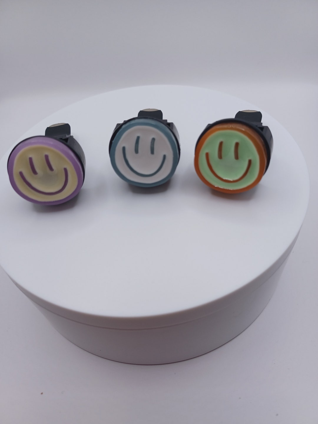 Smiley Face Charm Vent Clip Set of 3. These Are Charms Only and Have No ...