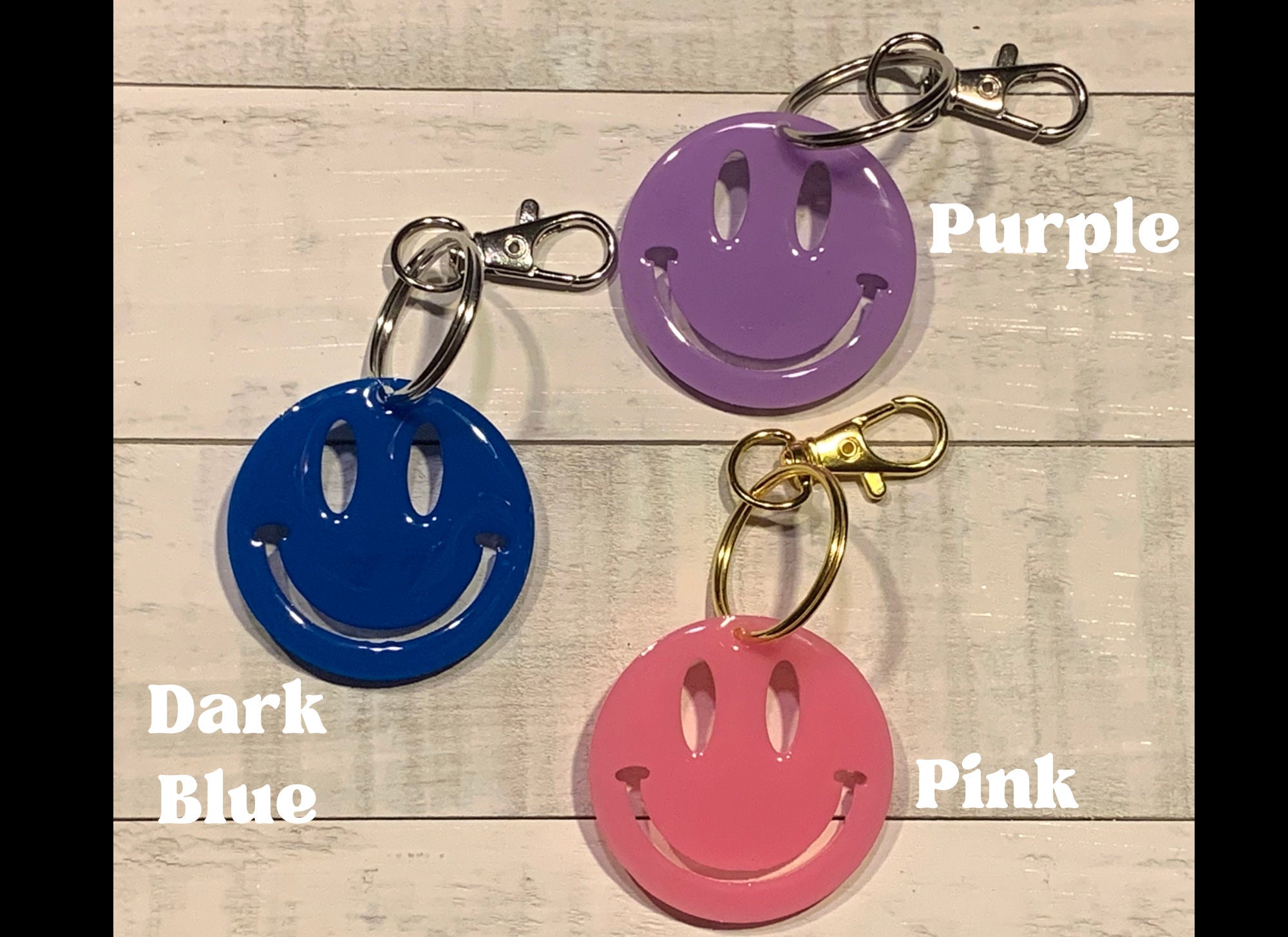 Smiley Face Retro Keychain, Multicolor Happy Face Keychain, Cute Women ...