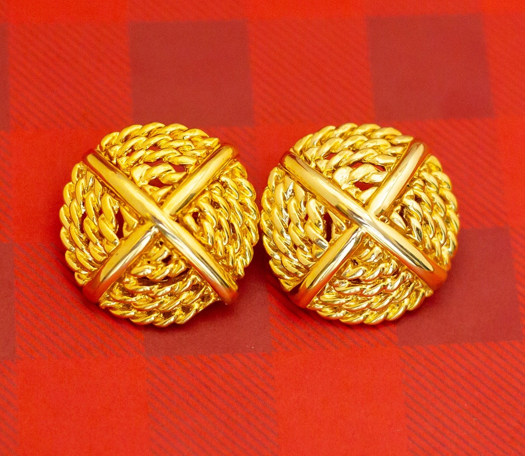 Large Vintage Bold Golden Circle Clip on Earrings - O29 - Etsy