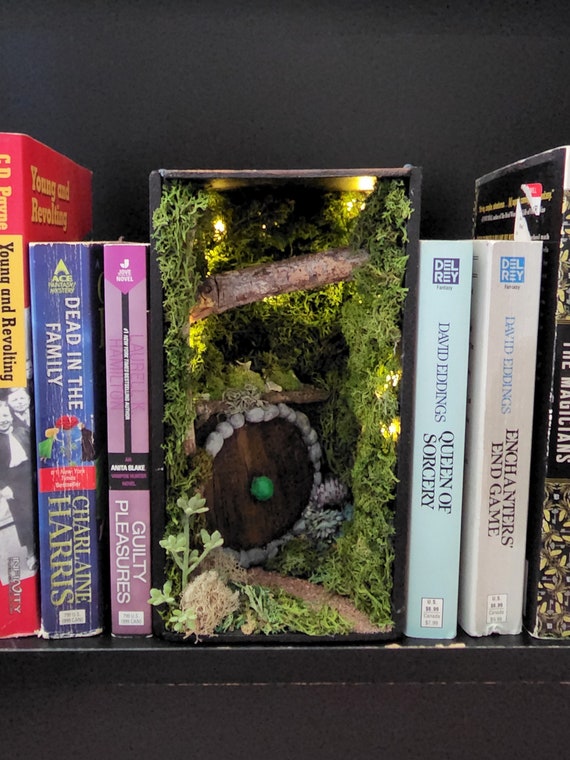 Hobbit Door Book Nook - Etsy