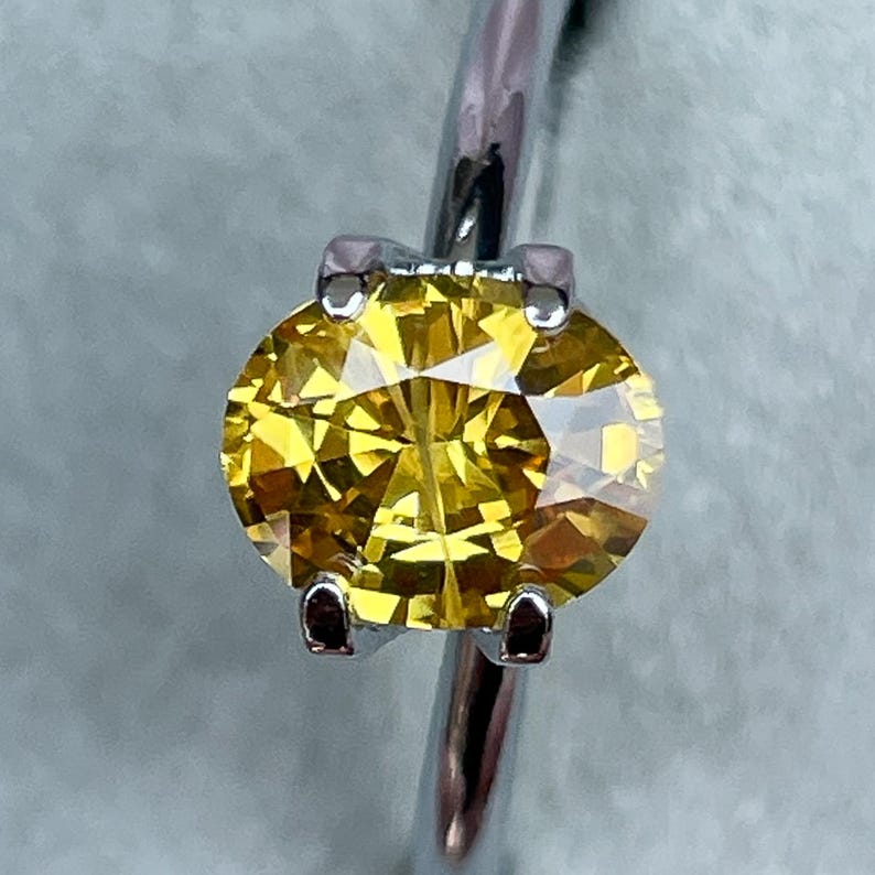 Natural Yellow Sapphire 1.27 Ct Oval Cut Loose Gemstone | Heat Treated ...