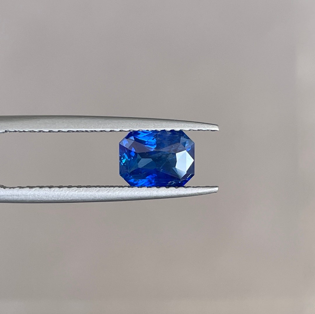 AAA Color Ceylon Blue Sapphire Loose Emerald Cut Gemstone, Fine Quality ...