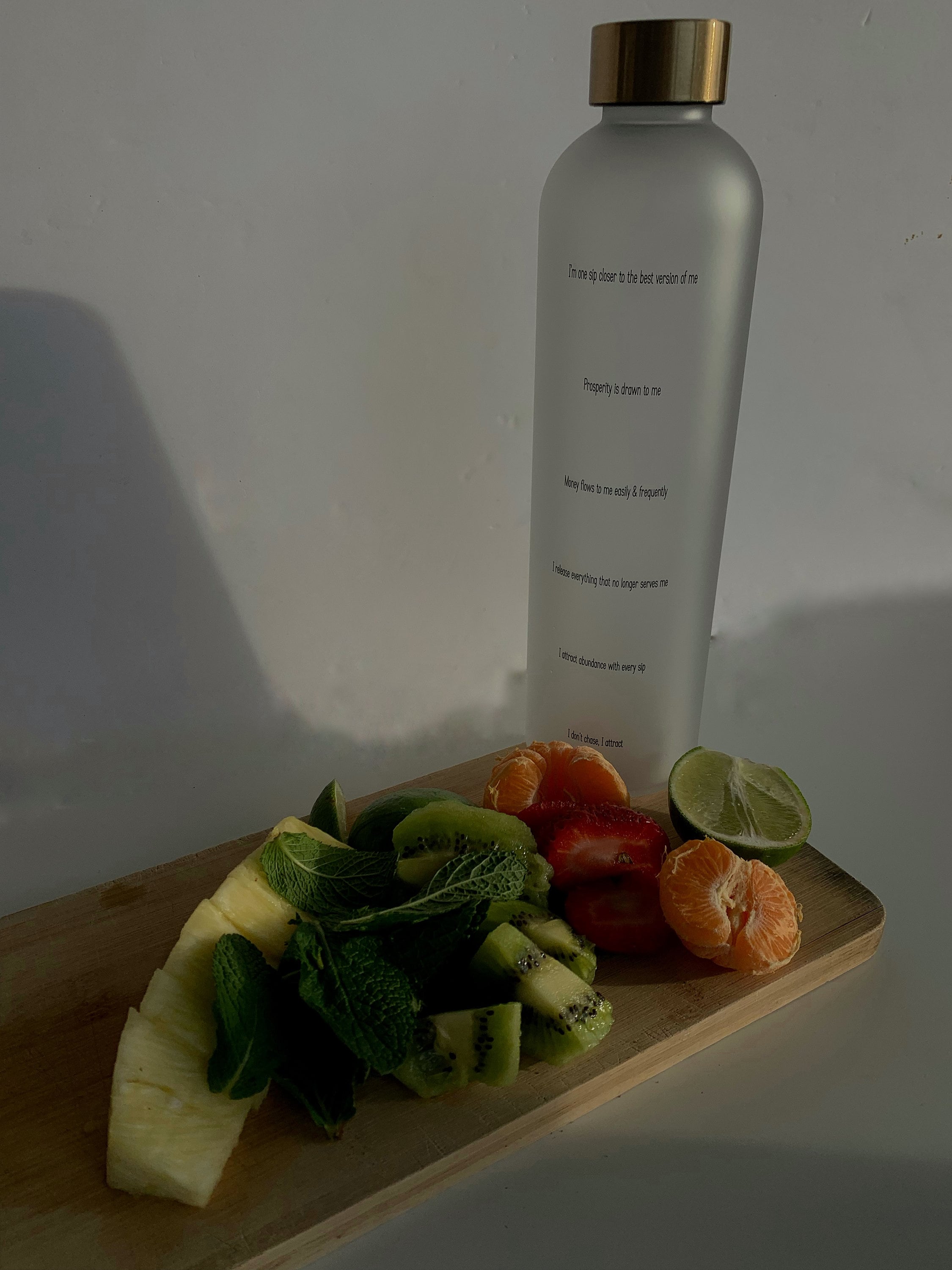 The Bottle of Goals A Water Bottle With Affirmations Helps With ...