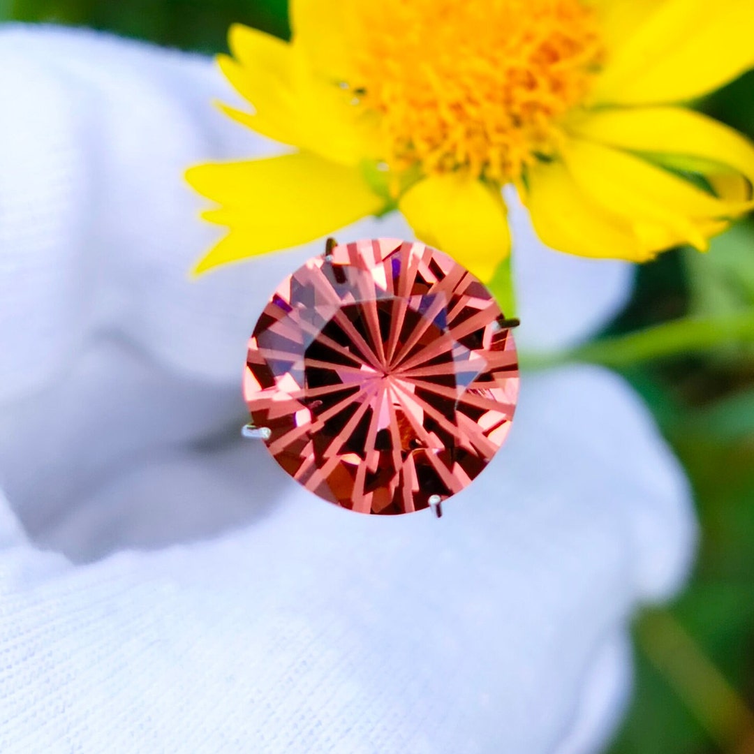 Alexandrite Gemstone, Color Change Stone, Fantasy Diamond Cut, Round ...
