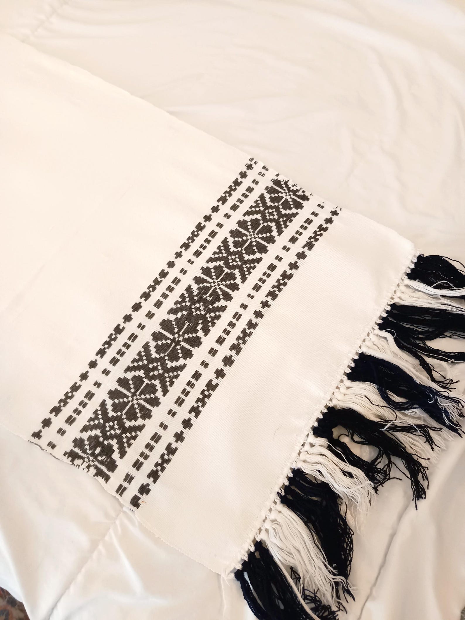 Vintage Romanian Table Runner, Handmade Decorative Table Runner, Boho ...