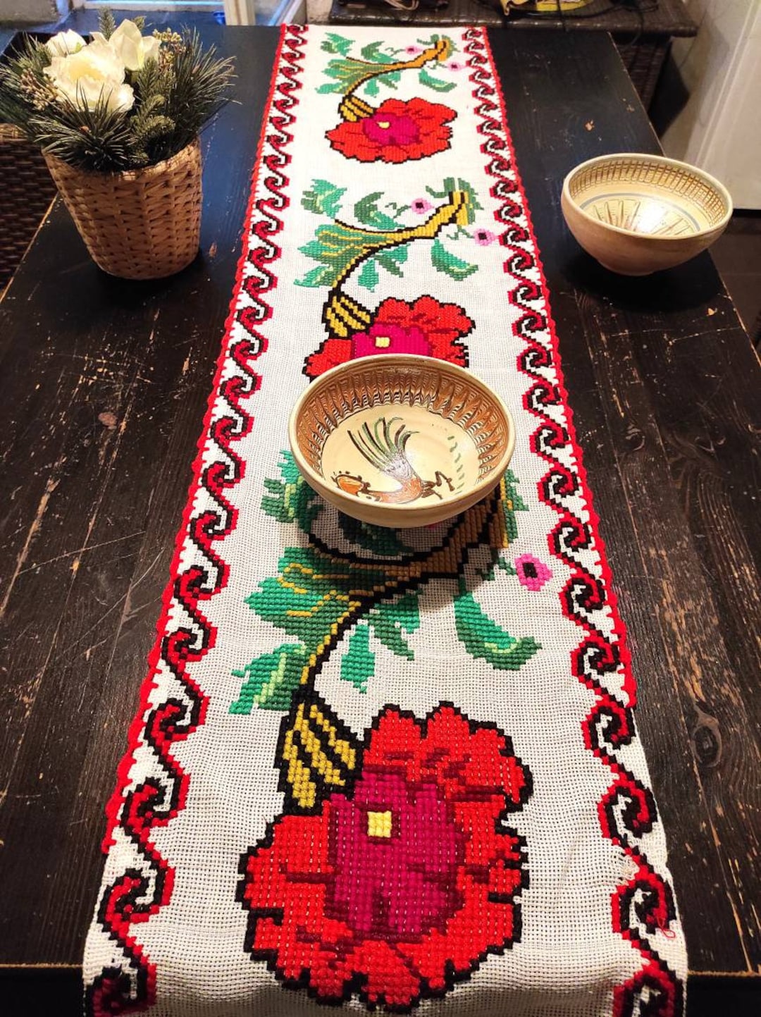 Vintage Romanian Table Runner, Handmade Decorative Table Runner, Boho ...