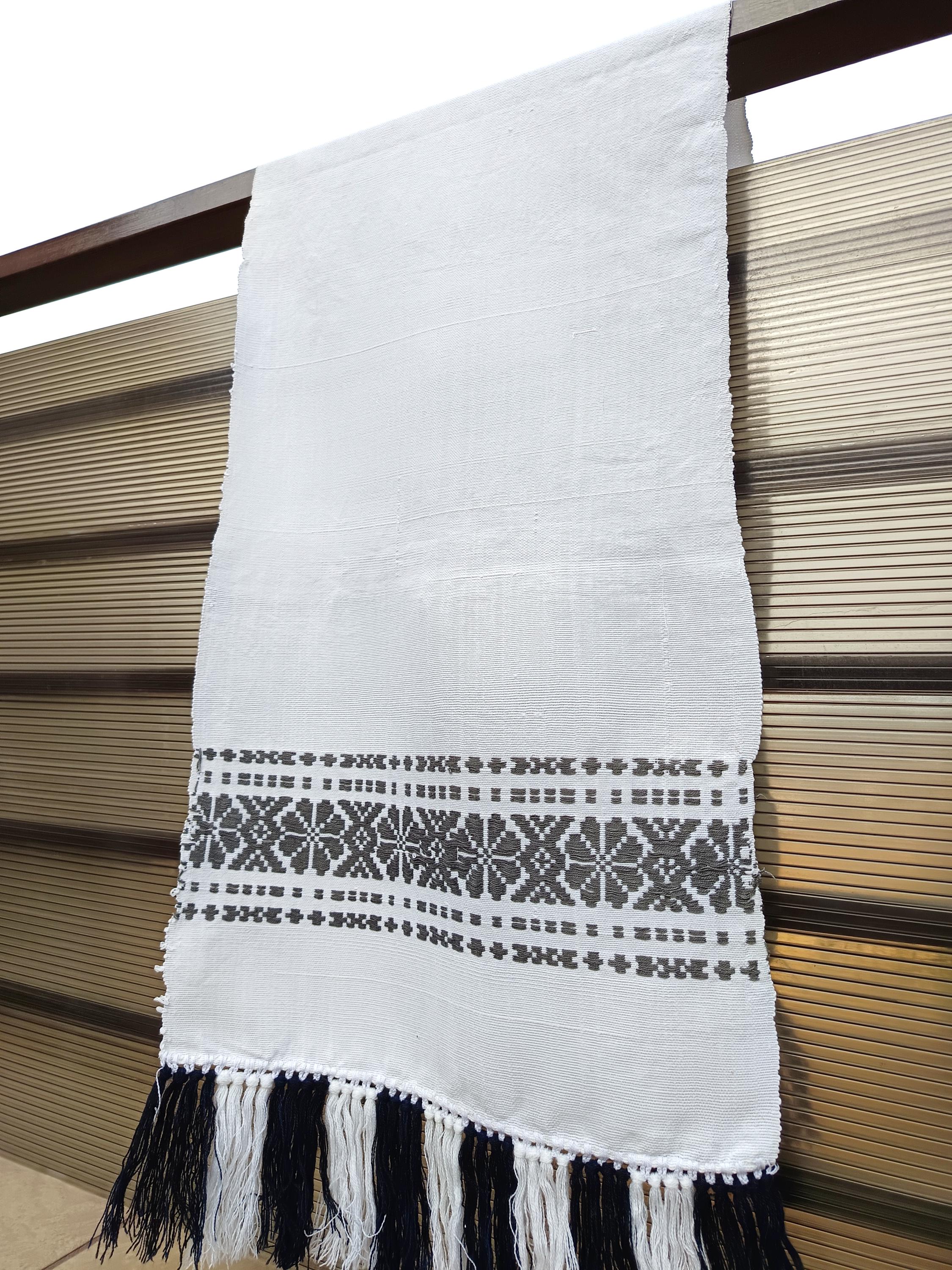 Vintage Romanian Table Runner, Handmade Decorative Table Runner, Boho ...
