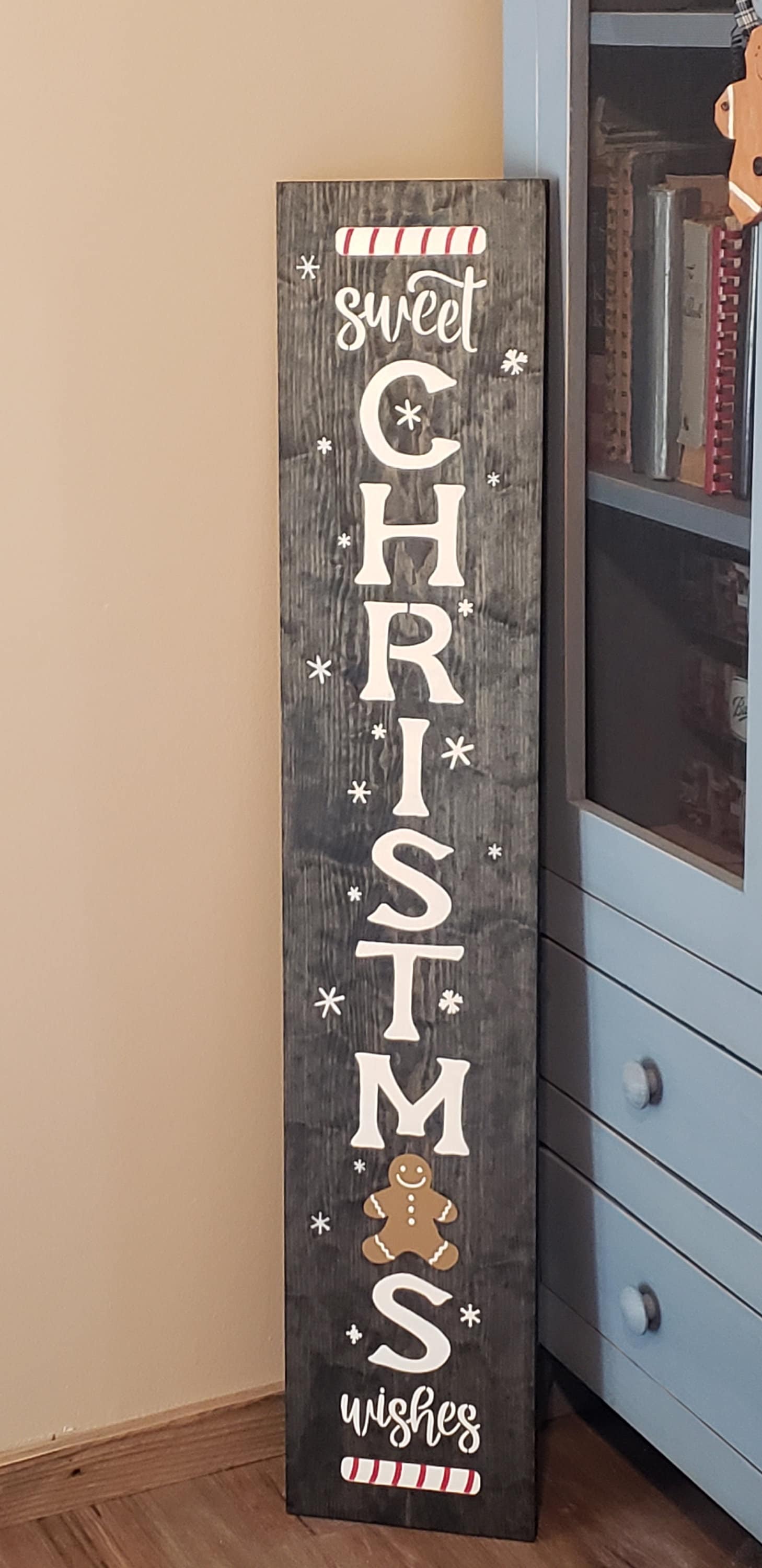 Sweet Christmas Seasonal Christmas Welcome Wood Door Sign Vertical ...