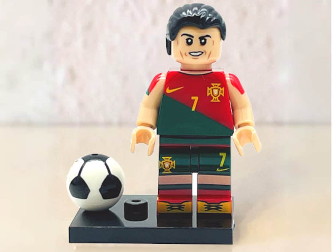 Cristiano Ronaldo Mini Figure Set, Ronaldo Gifts, Birthday Gifts ...