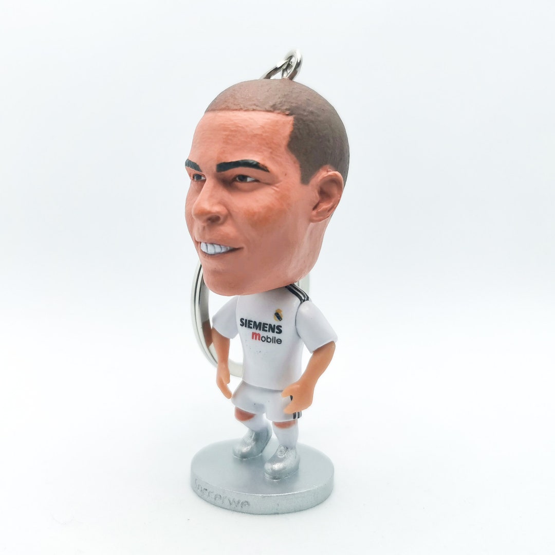 Ronaldo R9 Real Madrid Keychain, Ronaldo Mini Player 3D Figure, Real ...