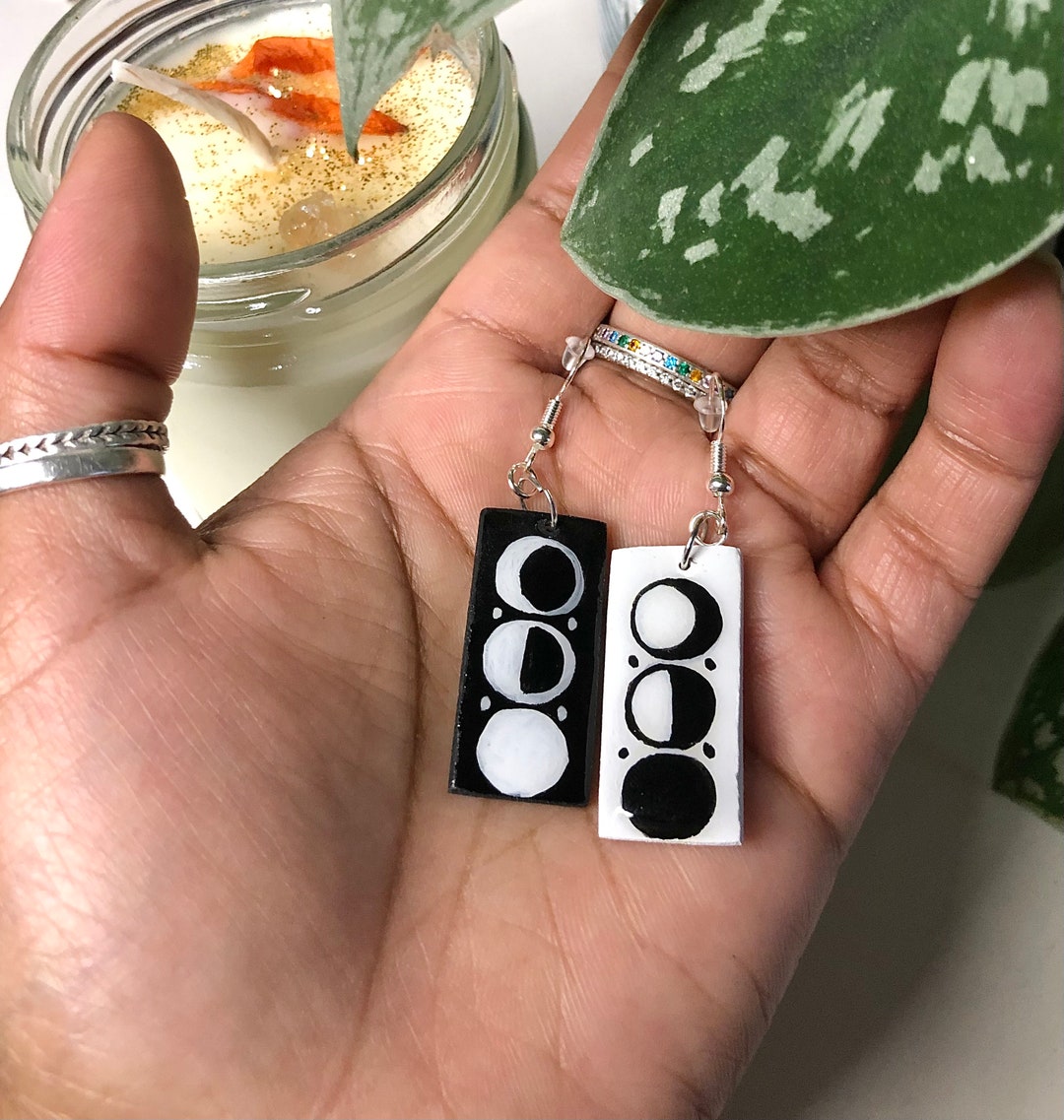 Yin & Yang Moon Cycle - Etsy