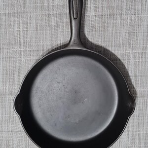 Griswold 7 SBL Cast Iron Skillet Early Handle - Etsy