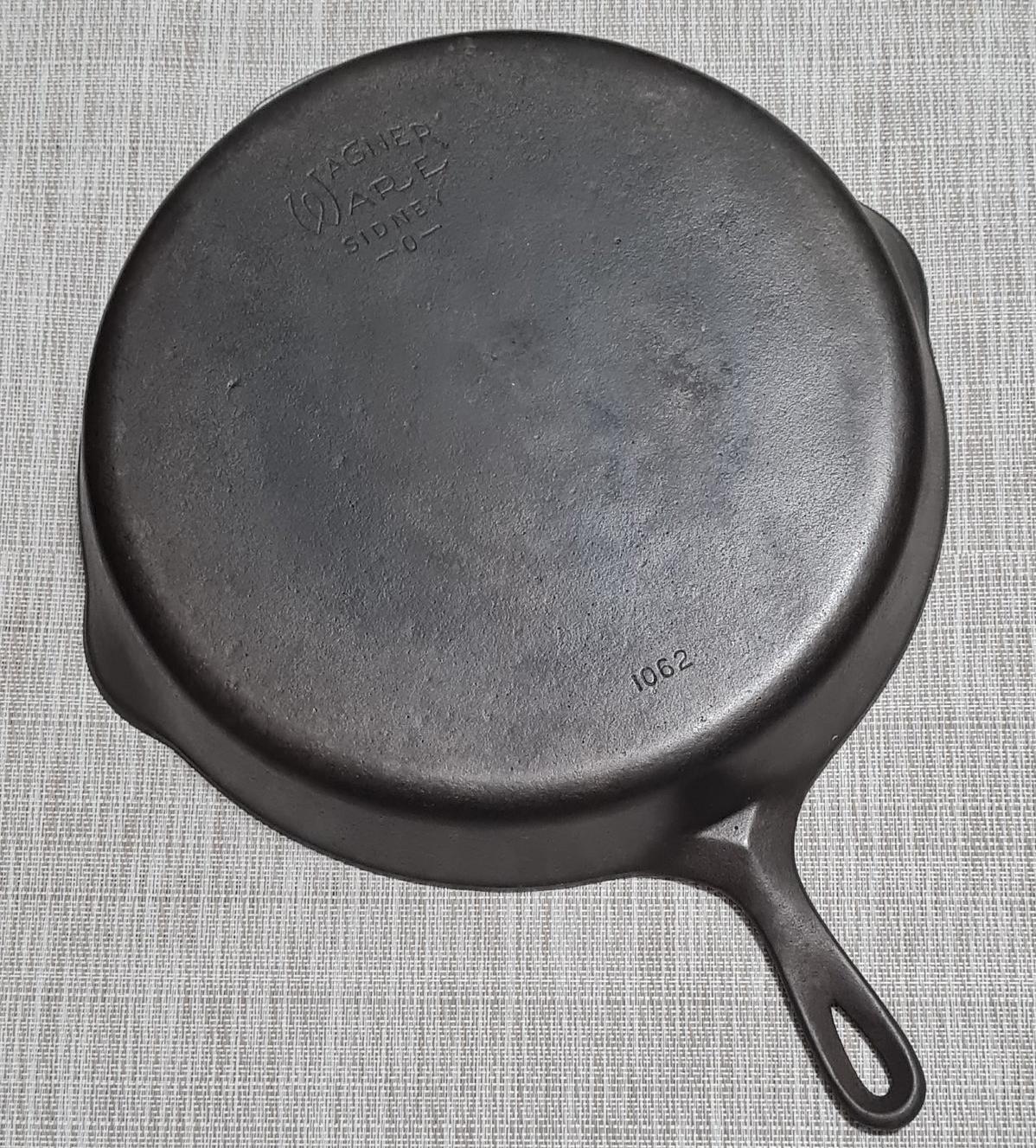 Wagner Ware 12 Skillet W/ Stylized Logo, 1062. - Etsy