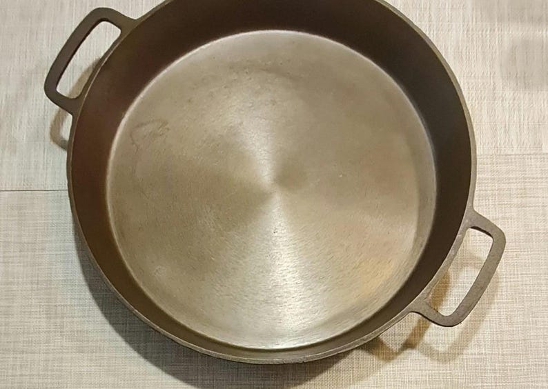 Lodge #20 Hotel Cast Iron Skillet - Etsy