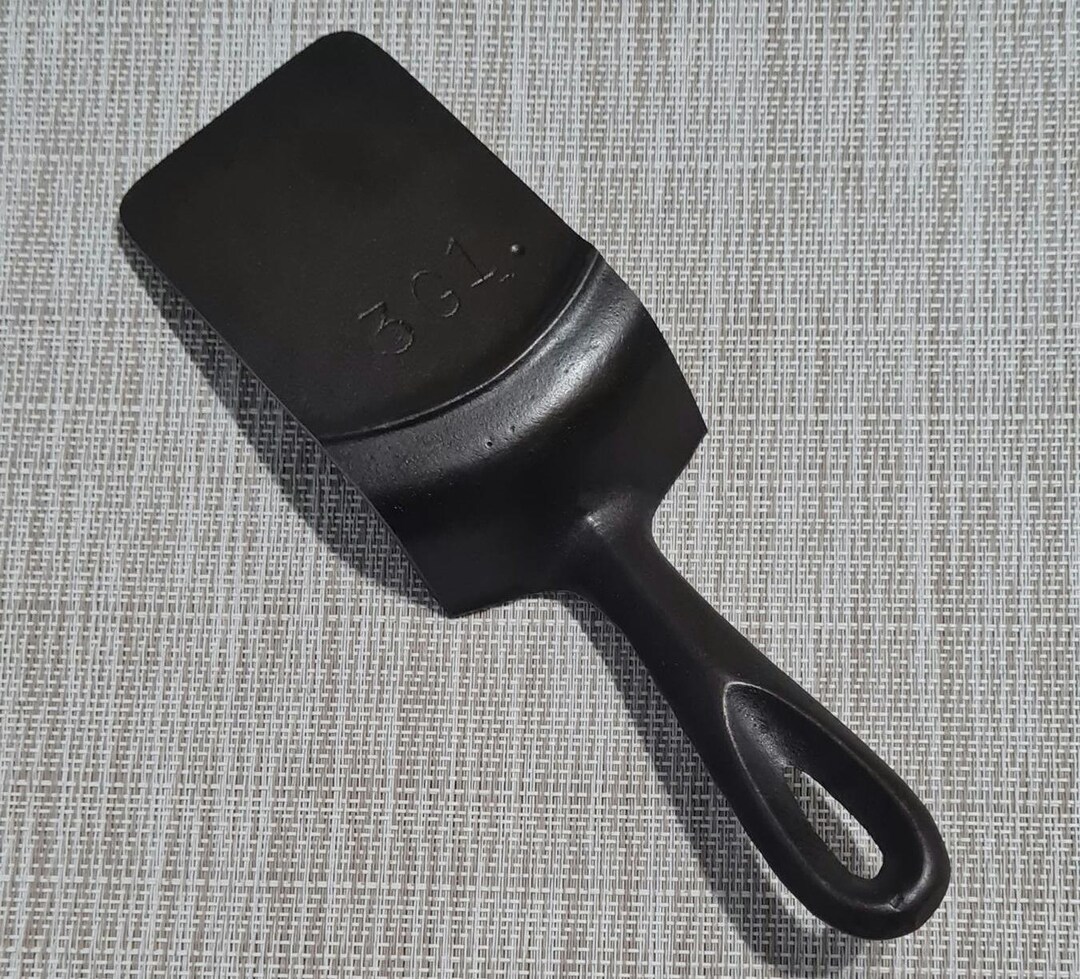 SPATULA! Vintage #3G1 BSR Cast Iron Skillet Repurposed Spatula - Etsy
