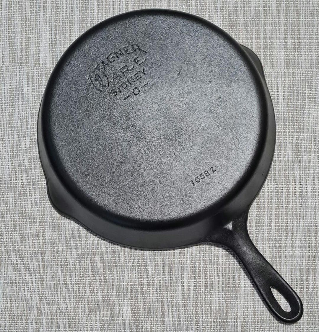 Vintage 8 Wagner Ware Sidney 0 Cast Iron 1058 Skillet 'Z' Makers Mark ...