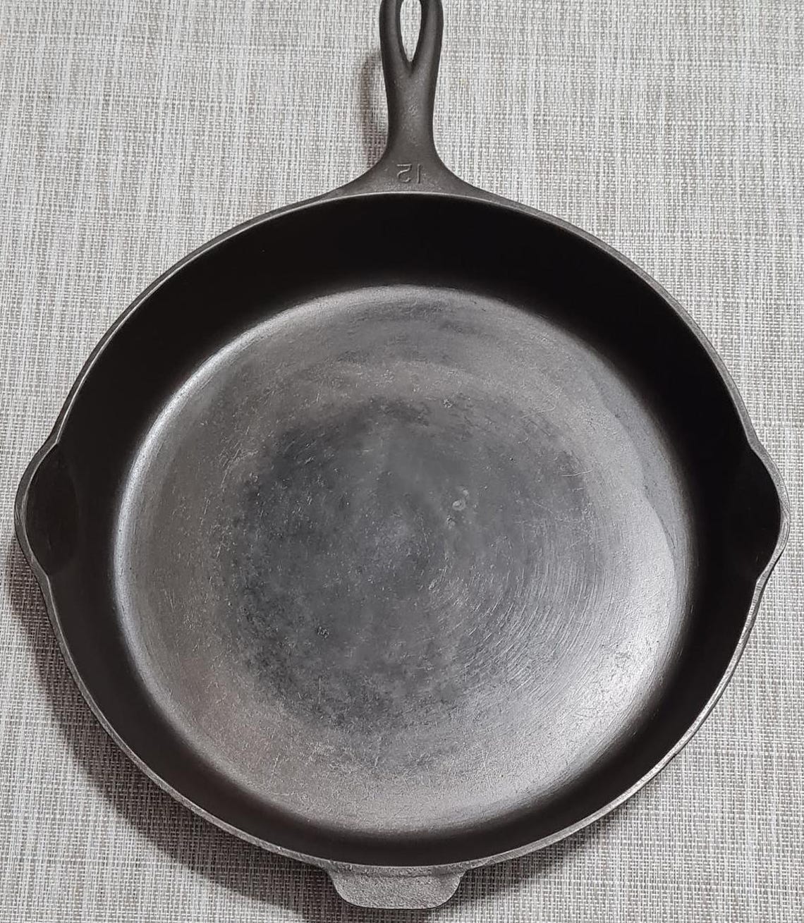 Wagner Ware 12 Skillet W/ Stylized Logo, 1062. - Etsy