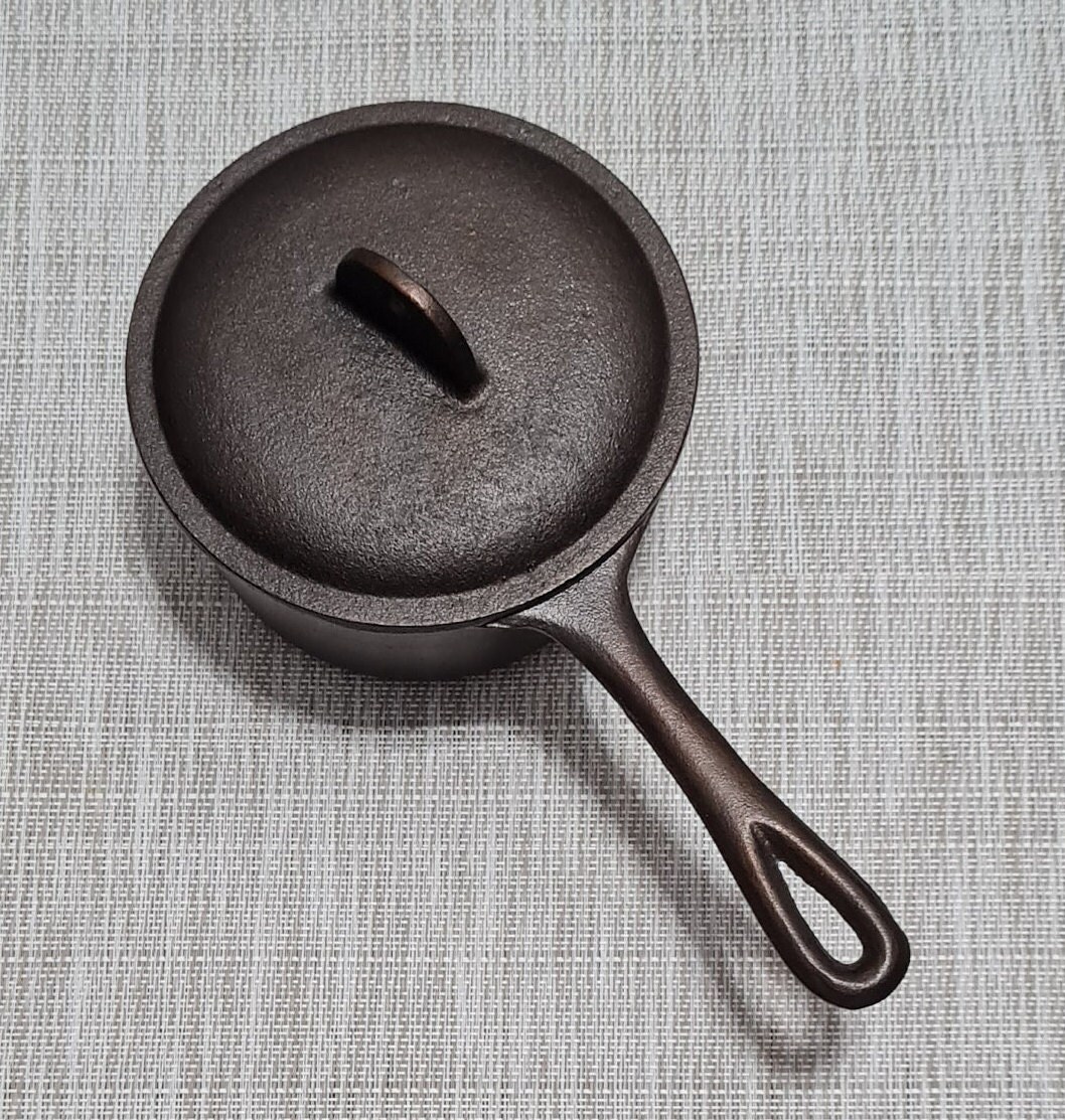 Birmingham Stove and Range, BSR, 1 Quart Saucepan, Stew Pot, Cast Iron ...