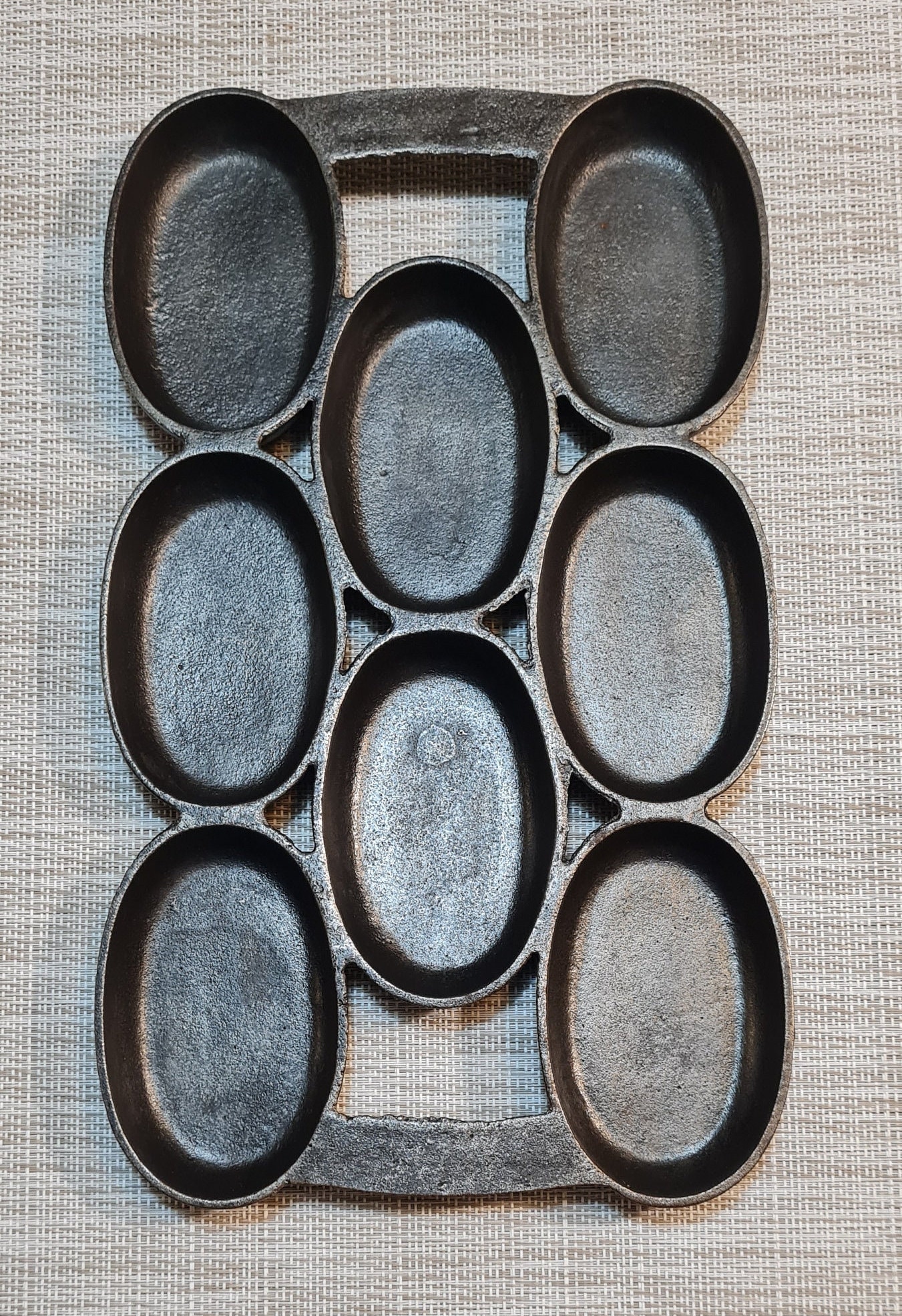 Antique Cast Iron Gem Pan #5 Unmarked 8 Cup Muffin Pan - Etsy