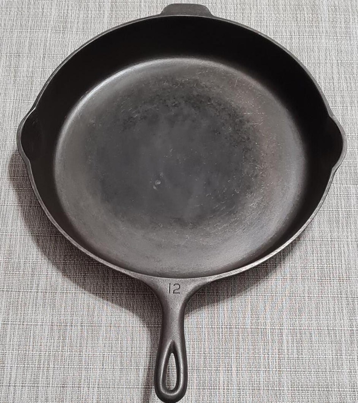 Wagner Ware 12 Skillet W/ Stylized Logo, 1062. - Etsy