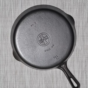 Griswold 7 SBL Cast Iron Skillet Early Handle - Etsy