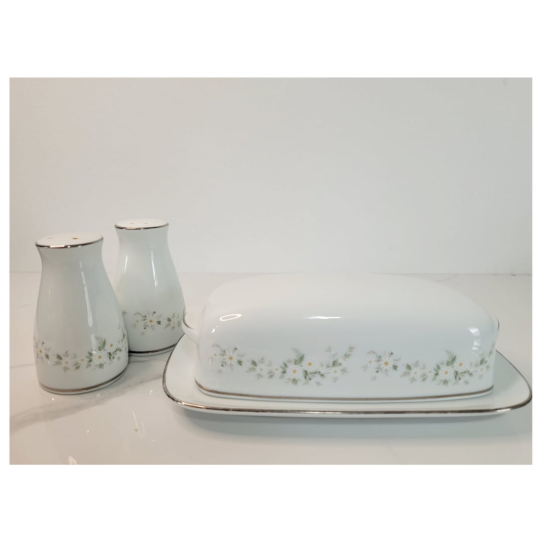 Vintage Noritake Daisy Pattern Choice of Salt and Pepper Shakers or ...