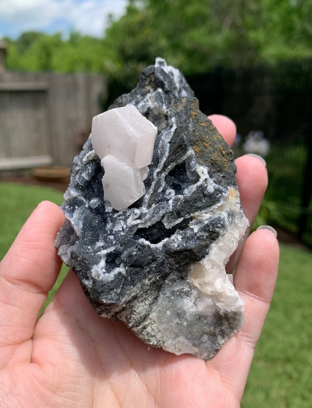 Super Fluorescent White Calcite From China Sandwich Calcite Poker Chip ...