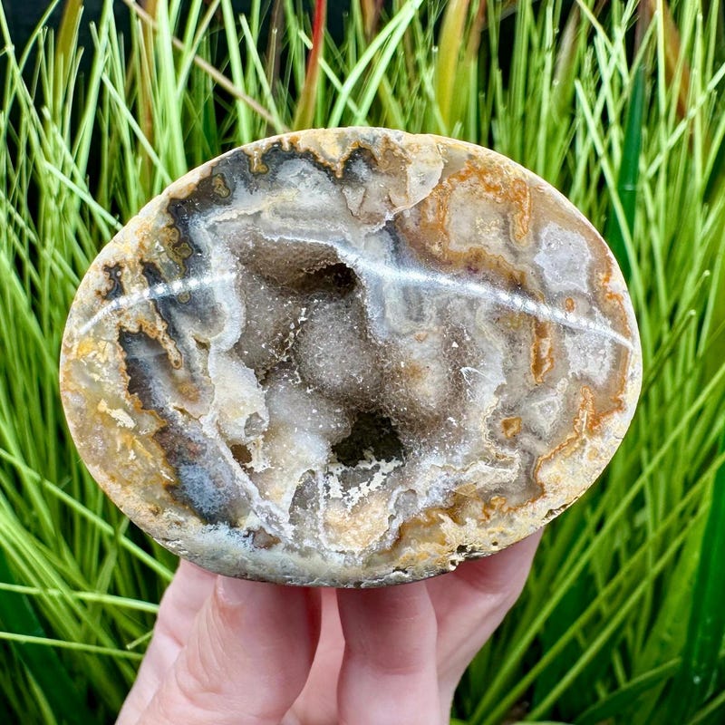 Chalcedony Geode - Etsy
