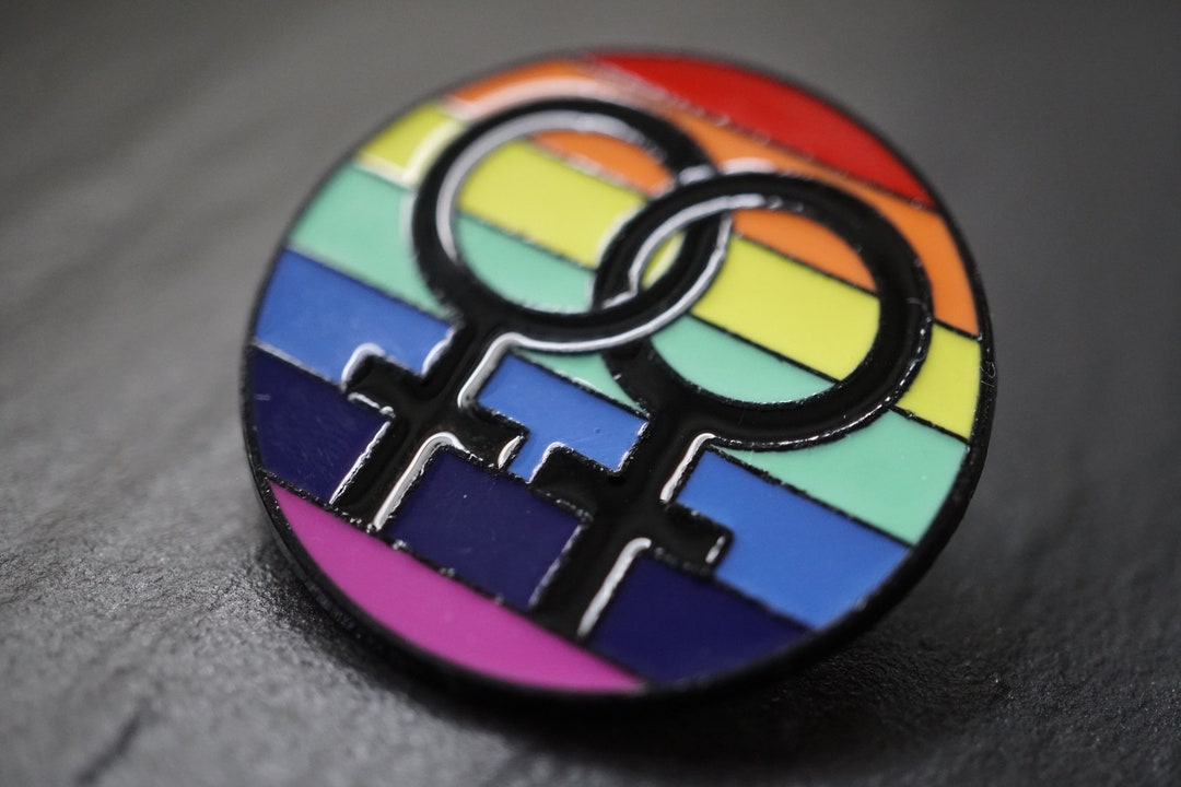 LGBTQ Large Round PIN With Female Sign Lesbian to Pin with - Etsy
