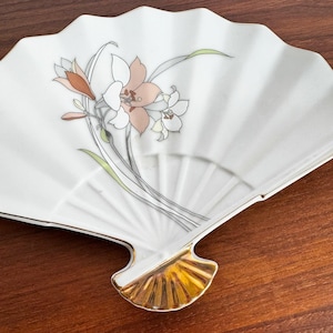 Japanese Yamaji Porcelain Fan Dish - Etsy