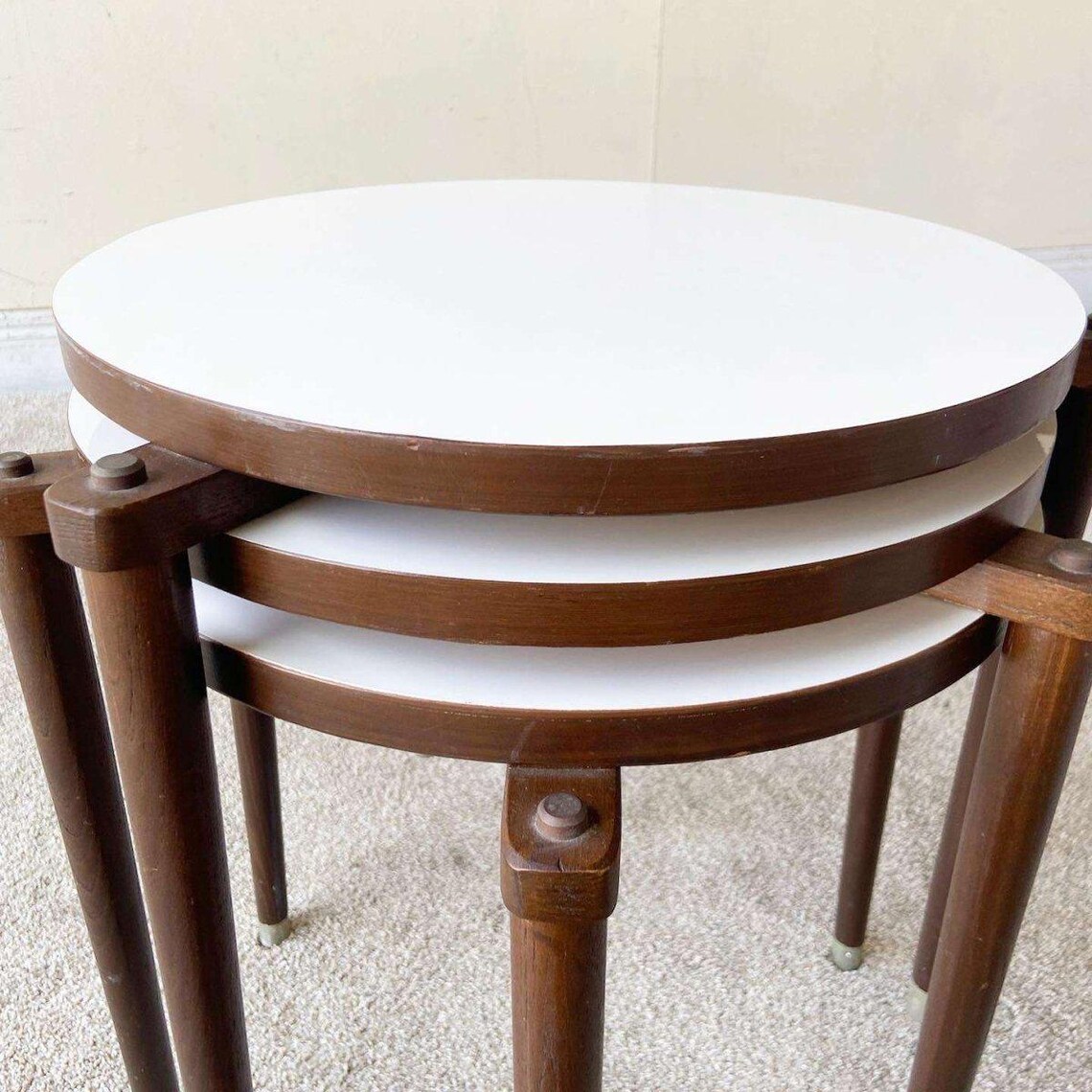 Mid Century Modern Circular White Top Nesting Tables - Set of 3 - Etsy
