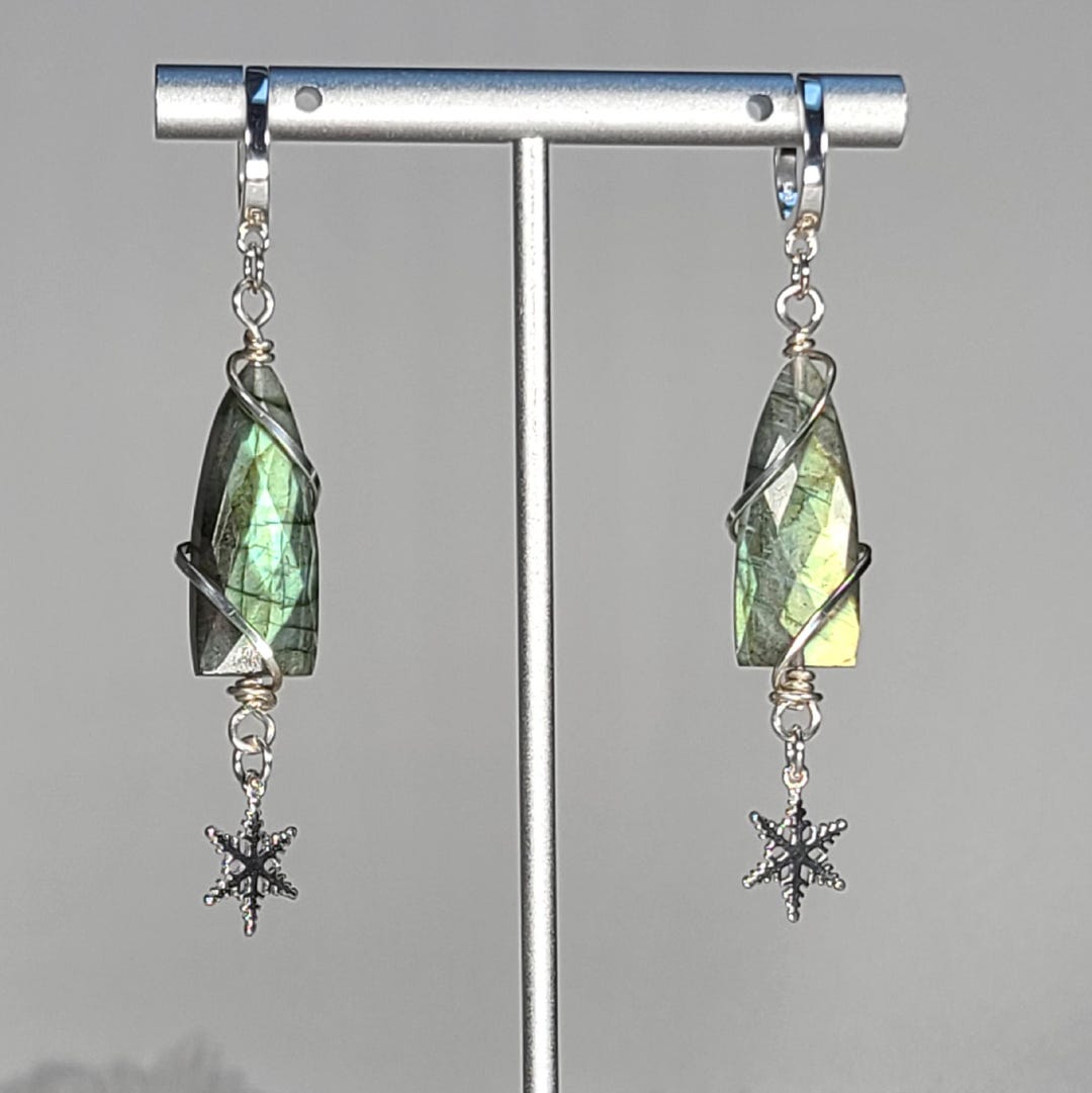 Labradorite Christmas Tree With Silver Garland and Snowflake Huggie ...
