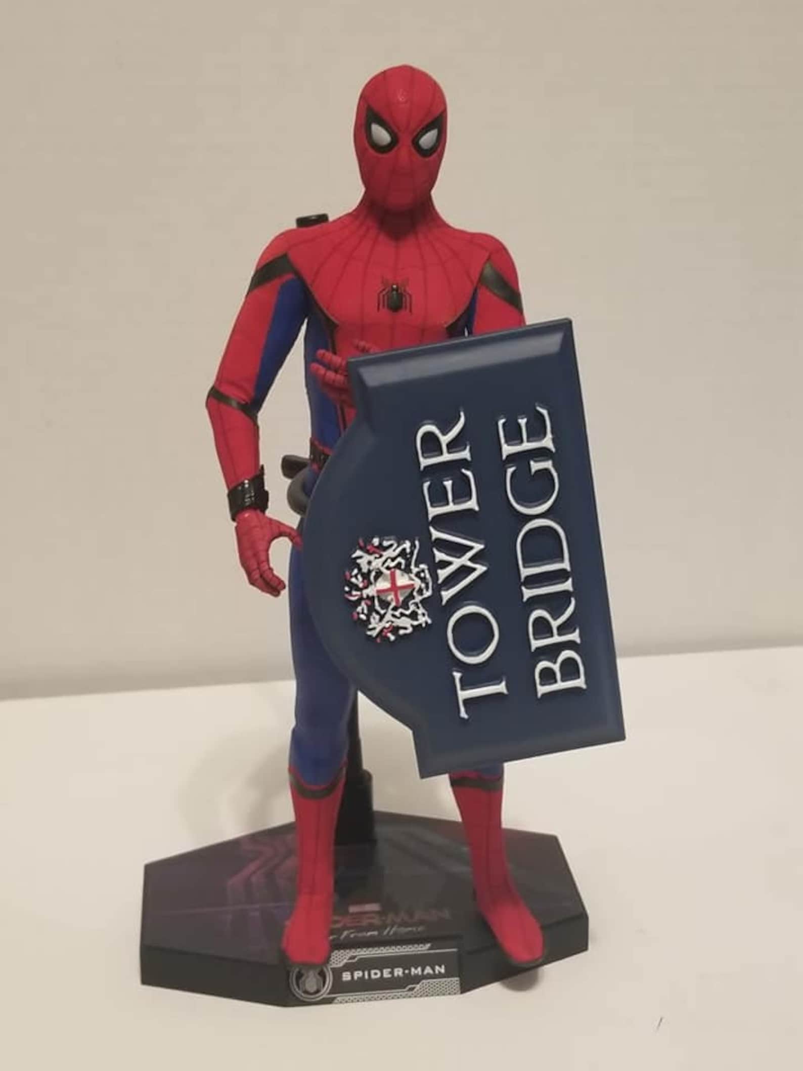 Hot Toys Spiderman Shield 1/6 - Etsy