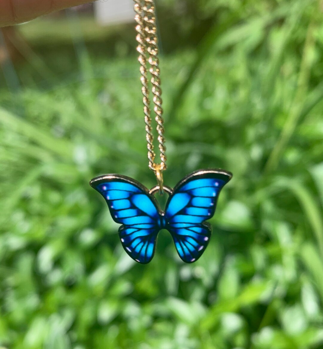 Beautiful Blue Butterfly Necklace / Gold Chain / Charm - Etsy