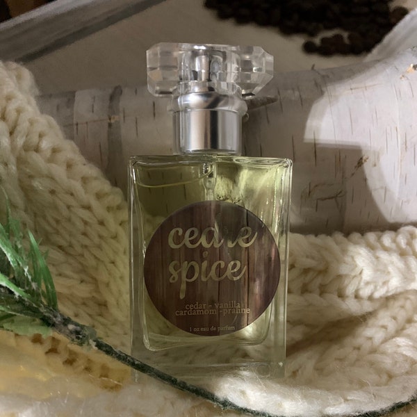 Woody and Spicy Fragrance - Etsy