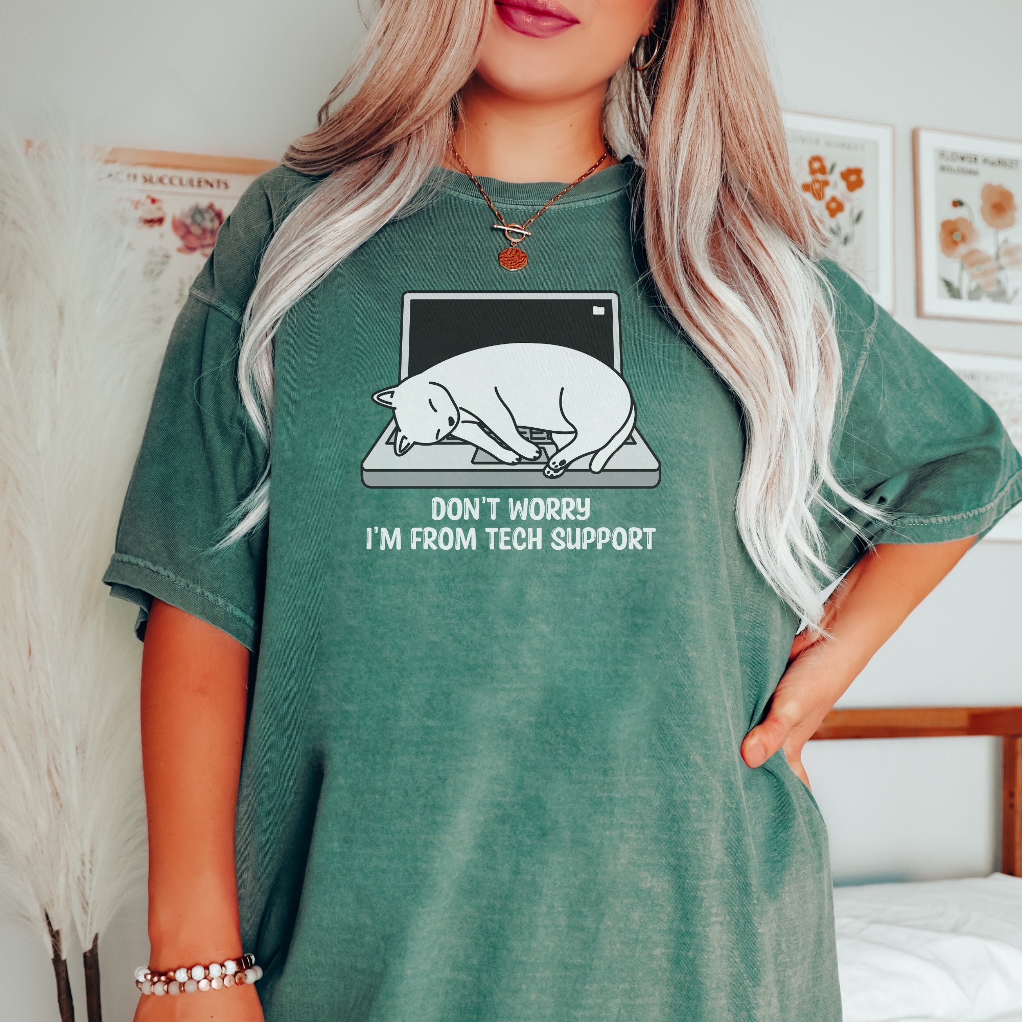 Don't Worry I'm From Tech Support Cat Shirt, Funny Cat Shirt Comfort ...