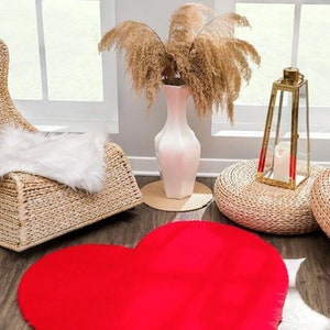 Heart Shaped Carpet / White Heart Mat / With Different Color Options ...