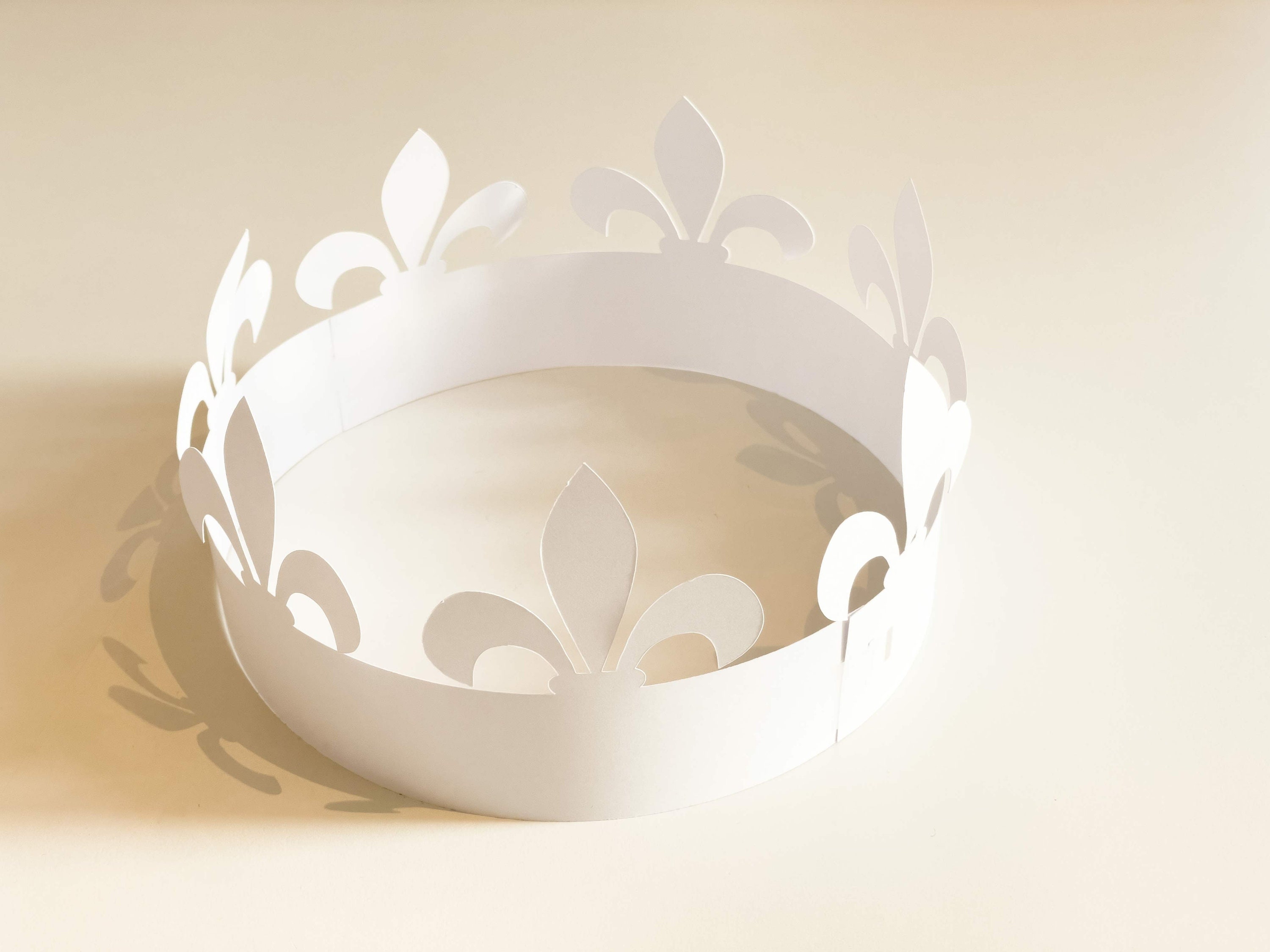 3D Crown to Plot. SVG File With Two Varieties for Cricut Vinyl Plotters ...