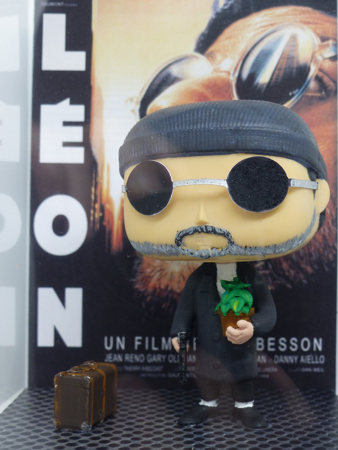 Custom Pop Figure "leon", From the Movie "leon: the Professional" - Etsy