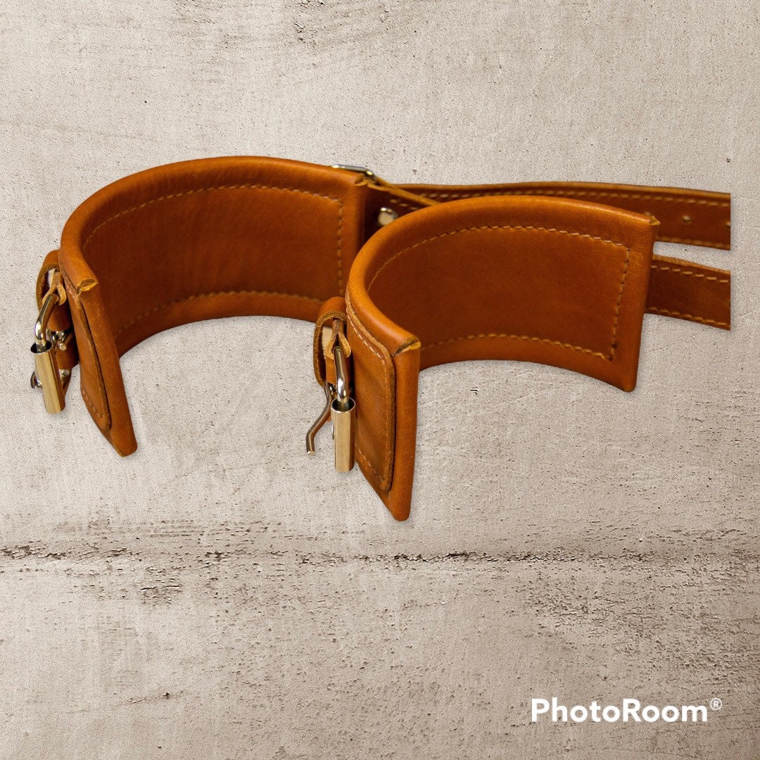 PDF Pattern Leather BDSM Handcuff Pattern PDF A4 Leather Handcuffs Wrist Handcuffs - Etsy