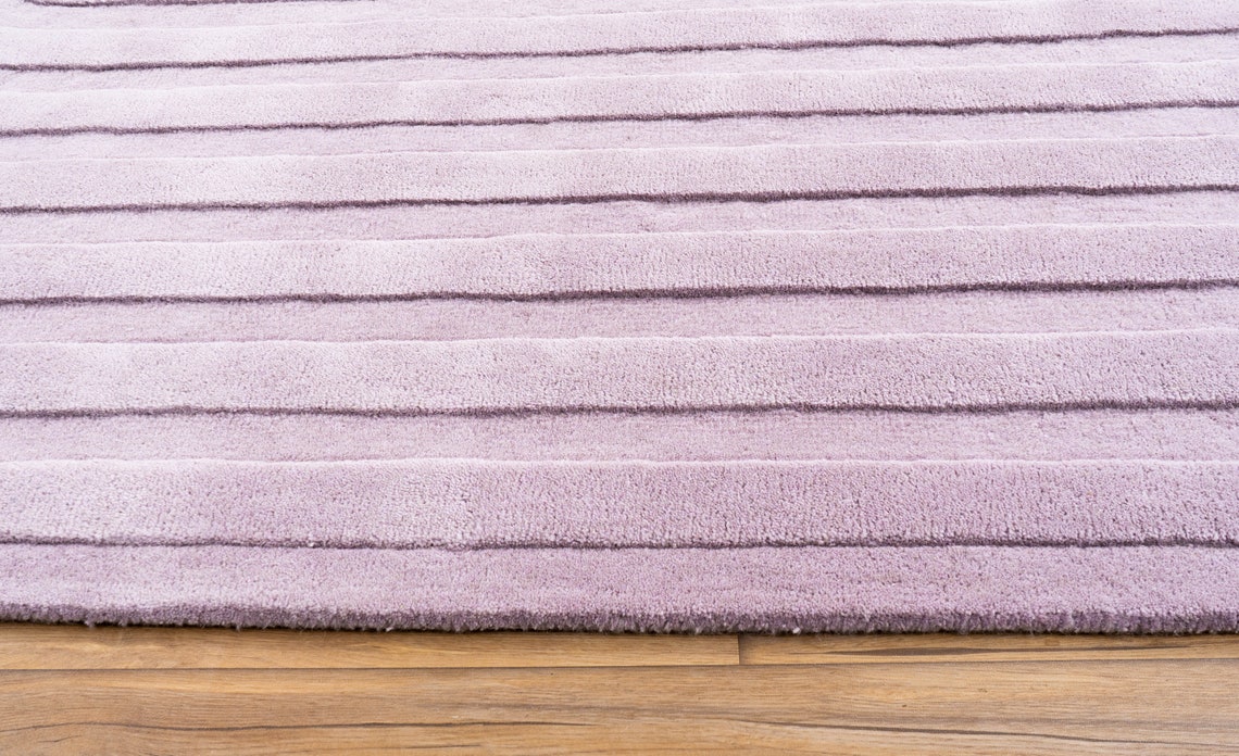 New Modern Irregular Shape Hand Tufted Area Rug in Light Purple Color ...