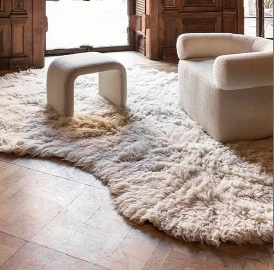 Stone White Shaggy Tufted Bean Shape Rug , Designer Carpets, Area Rug ...